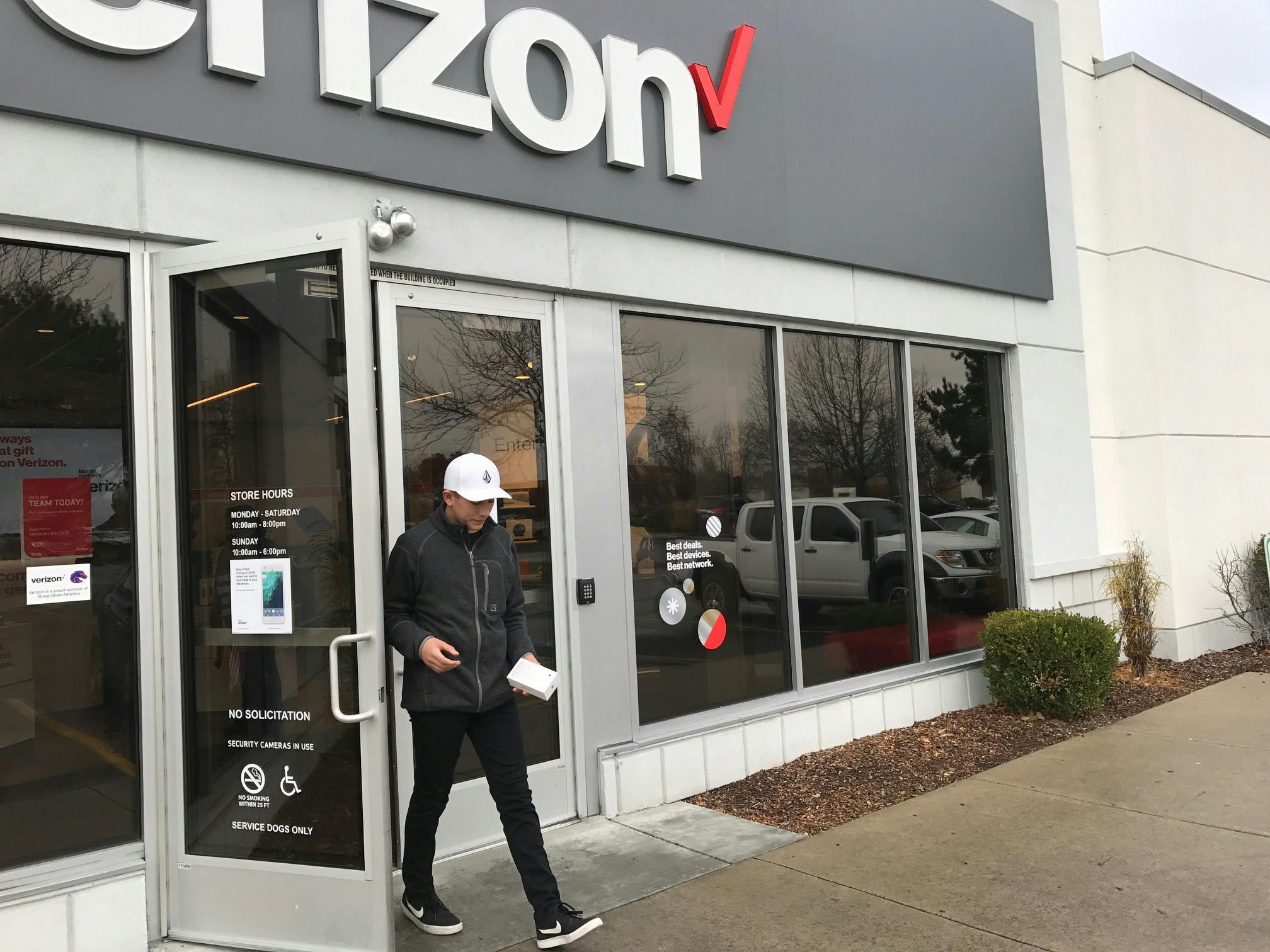 22 Stores That Offer Free Store Pickup When You Order Online - The ...