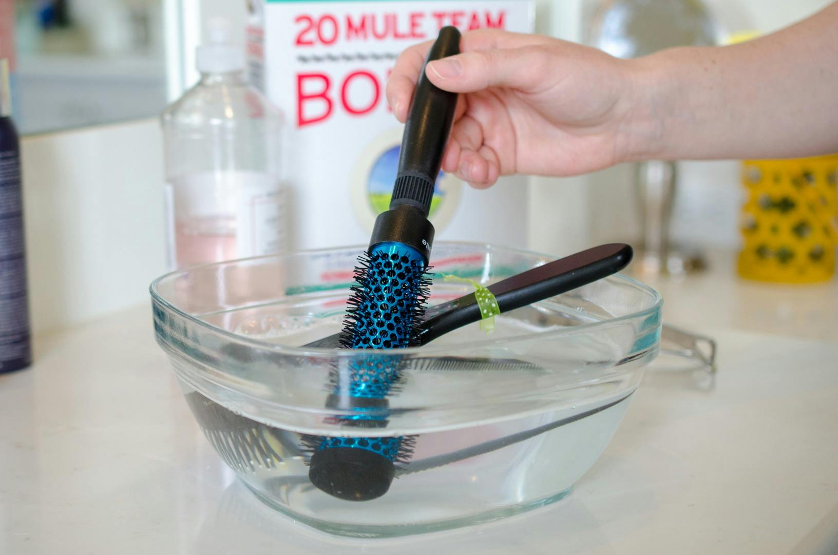 15 New (and Impressive) Ways to Use Borax Around the House - The Krazy ...