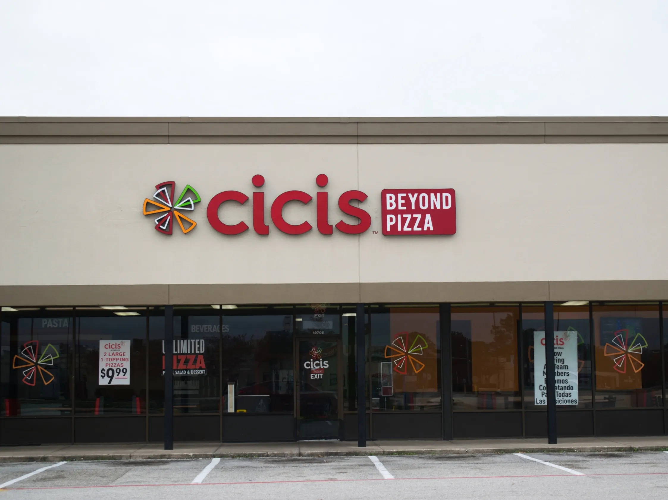 National Pizza Month Deals in 2023: Free Domino's after $7.99 Purchase ...