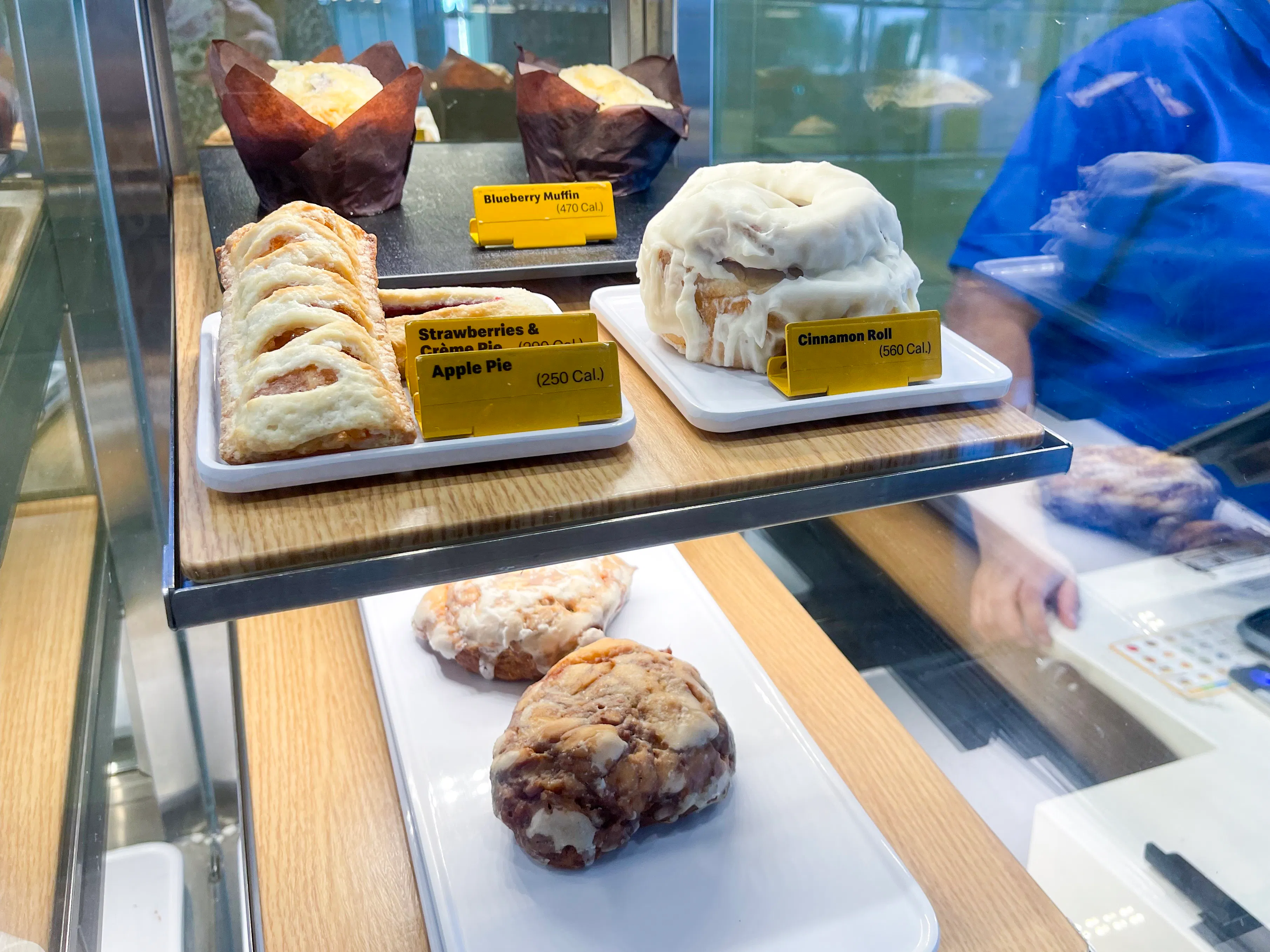 McDonalds Pies: You Can Find the Pumpkin & Creme Pie in Sept, 2023 ...