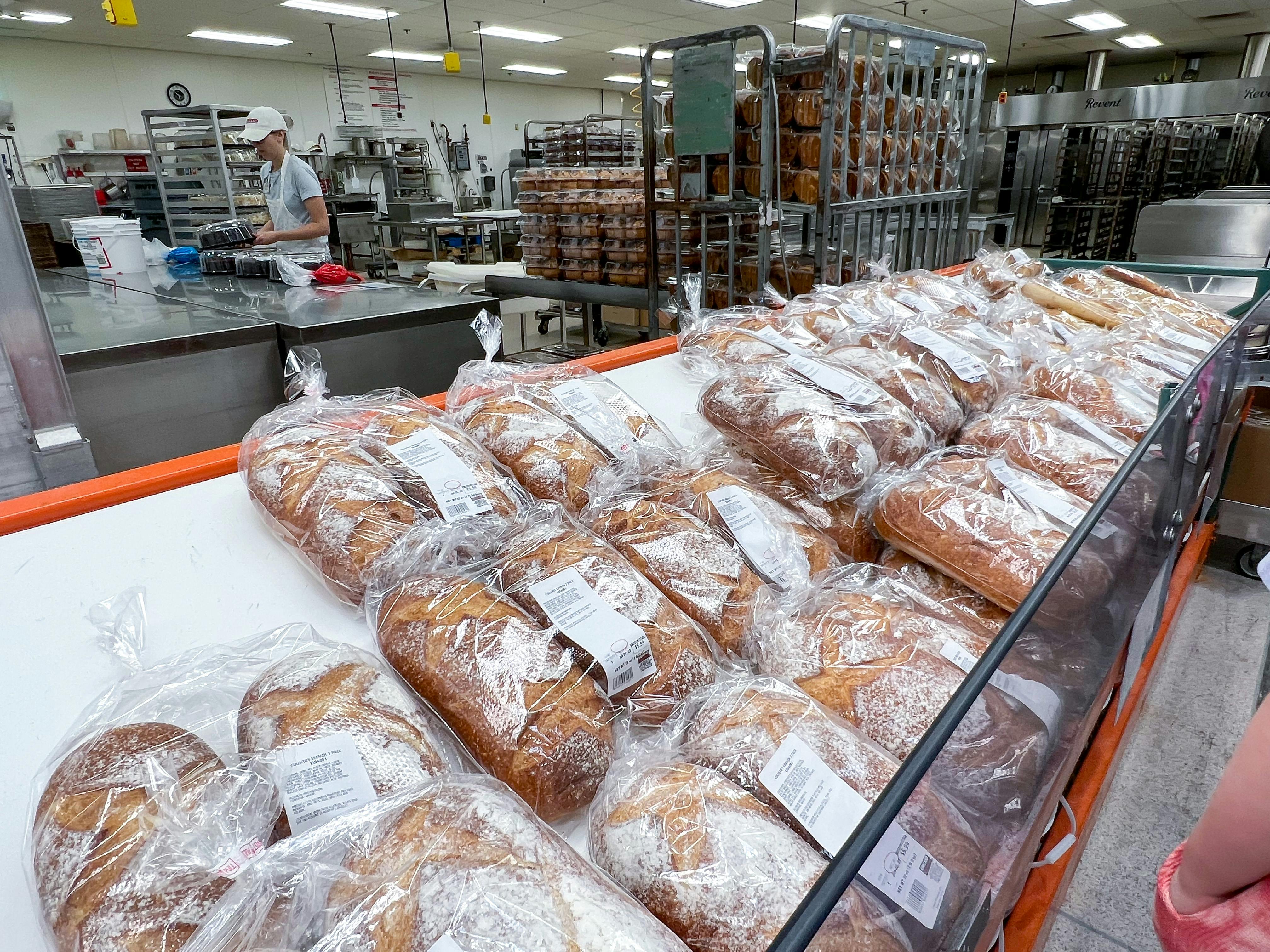 12 Sweet Costco Bakery Secrets That You Need to Know - The Krazy Coupon ...