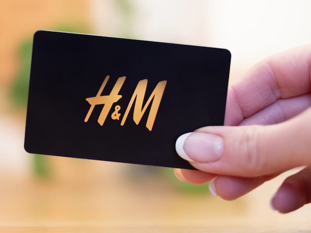 H&M Student Discount: Here's How It Works - The Krazy Coupon Lady