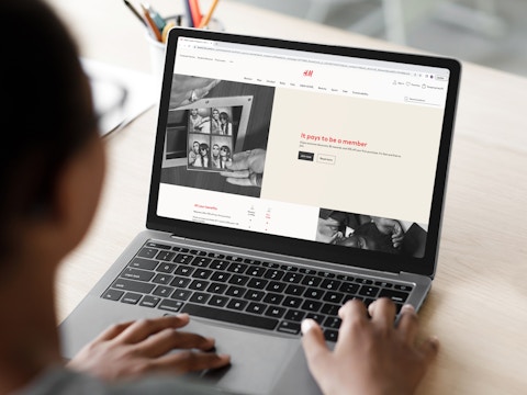 H&M Student Discount: Here's How It Works - The Krazy Coupon Lady