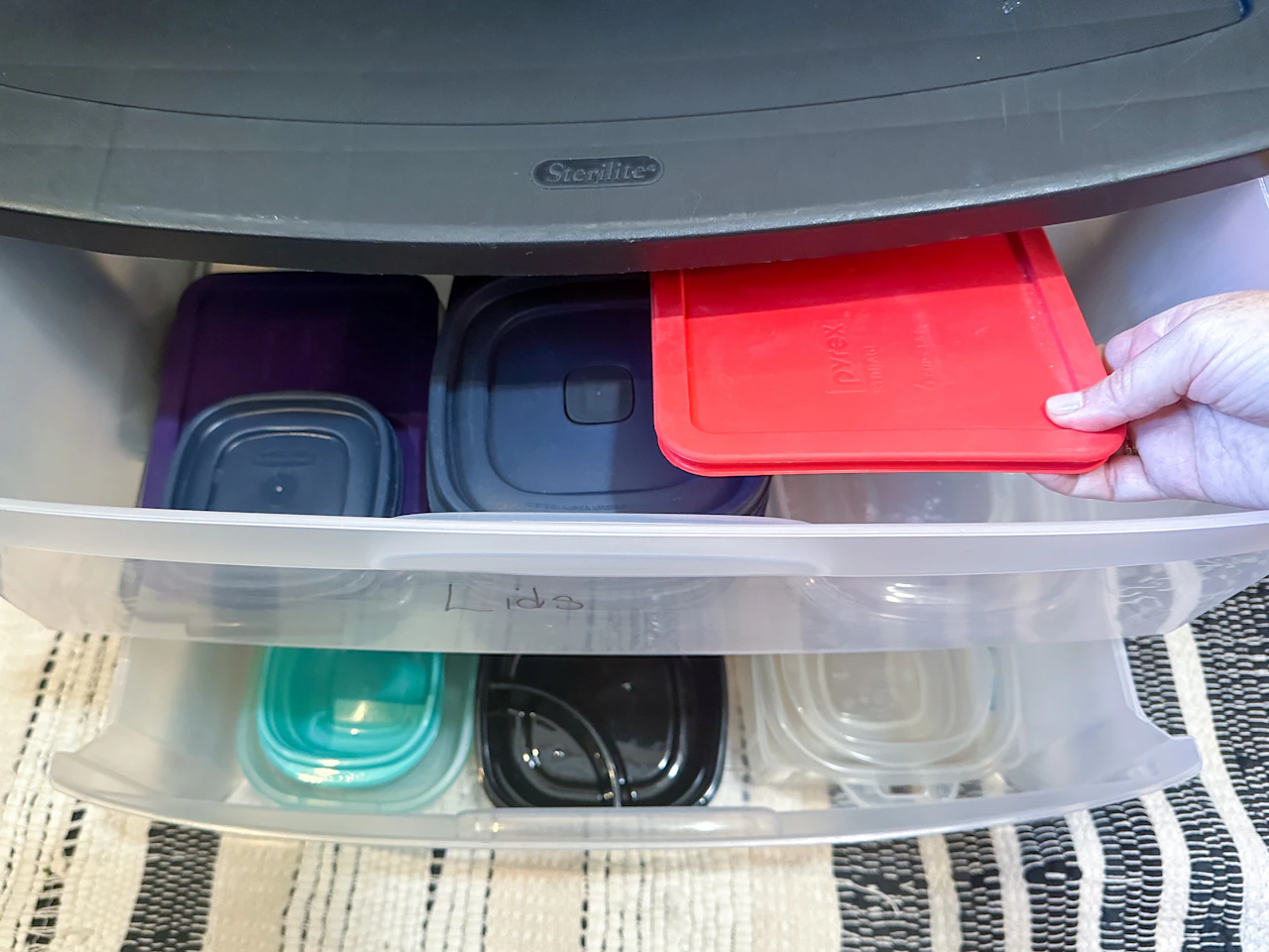 12 Clever Tupperware Organization Ideas to Keep Clutter at Bay - The ...